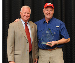 Alabama Outdoor Retailer Mark Whitlock Loses Battle With Lymphoma