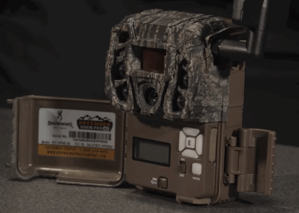 Browning Defender Vision Pro AI vs. Defender Vision Pro Live Trail ...