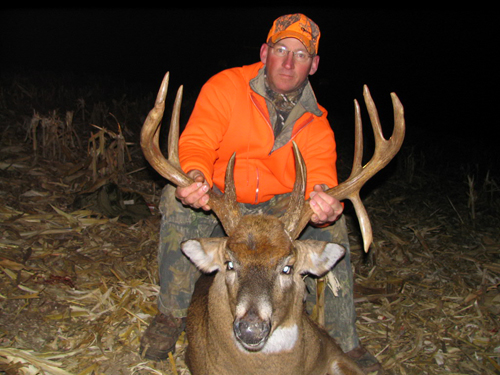 Large Mass Drop-tine Buck Taken | Deer & Deer Hunting